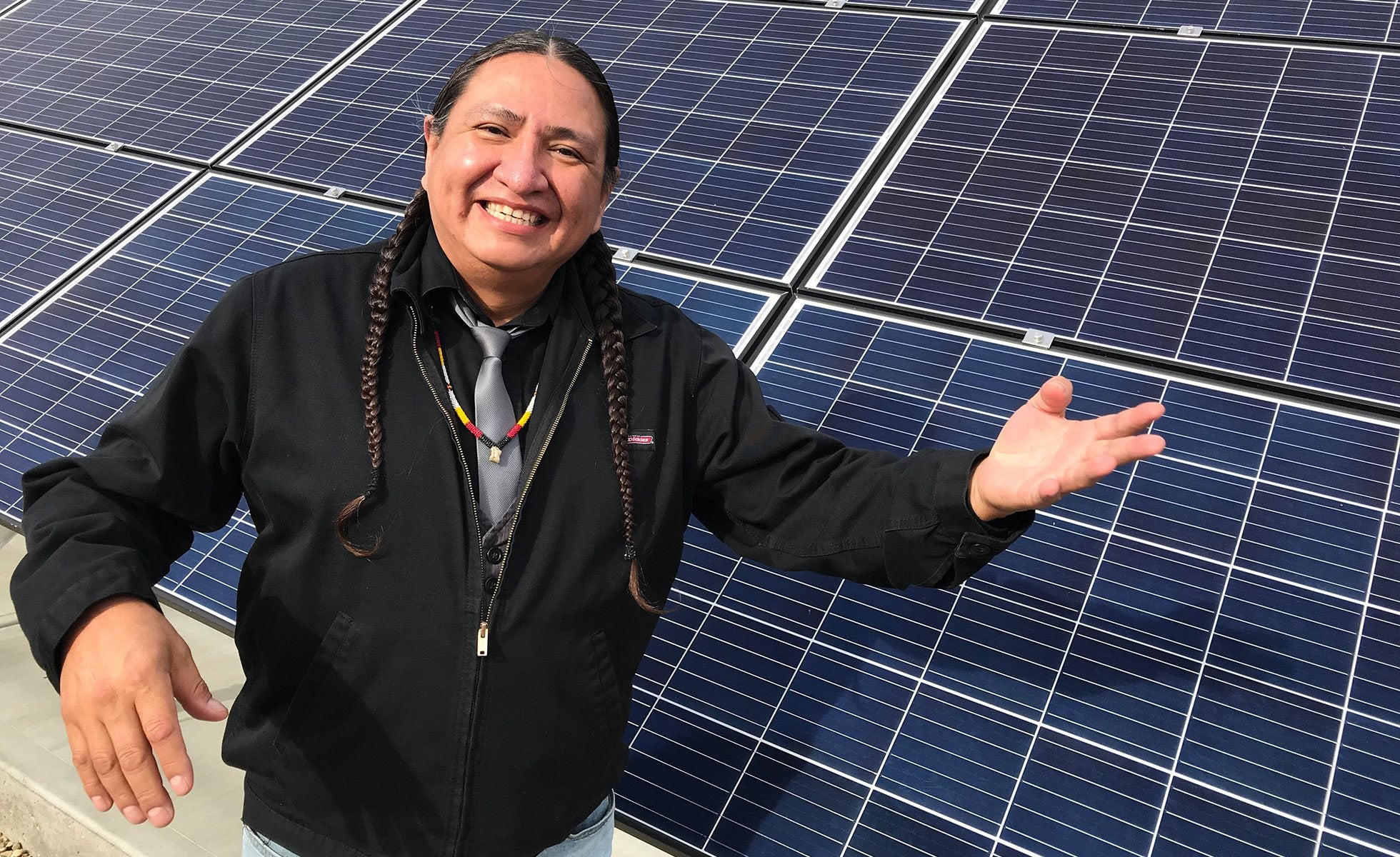 Oil and gas workers go solar with Louis Bull Tribe - David Suzuki ...