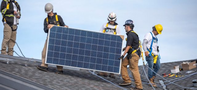 Oil and gas workers go solar with Louis Bull Tribe - David Suzuki ...
